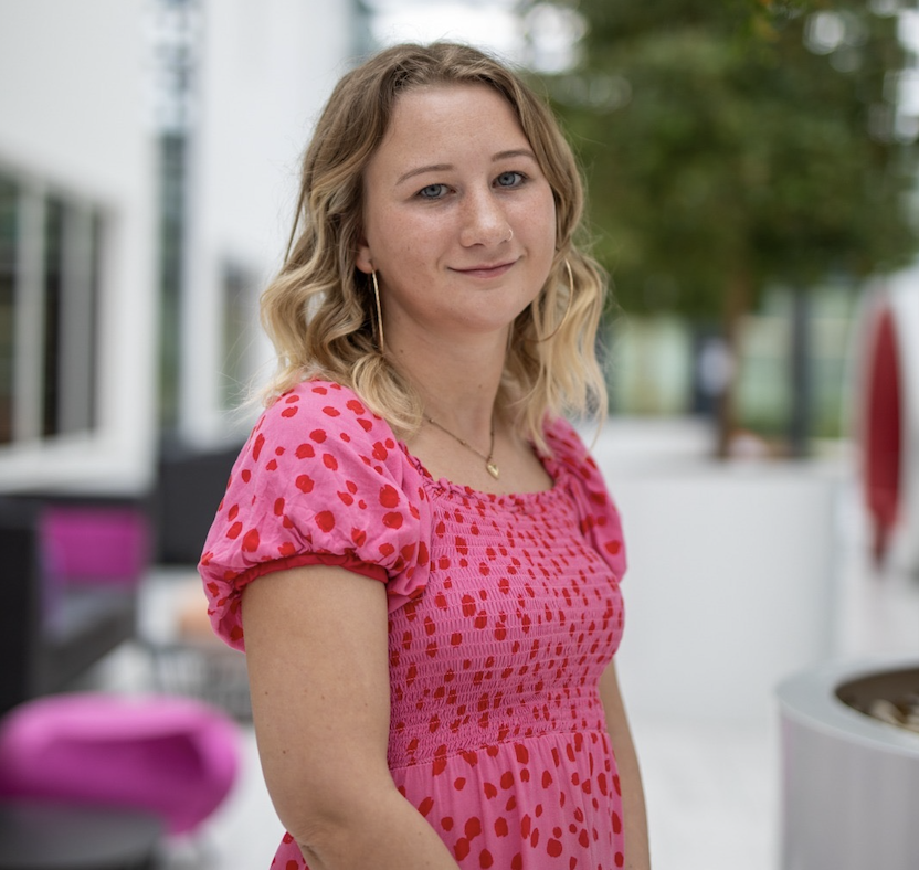 Bethany Mosettig – Journalist, Writer, Freelancer